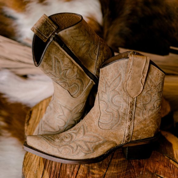 Circle G | Shoes | Nwtcircle G Lennon Midheight Boots | Poshmark